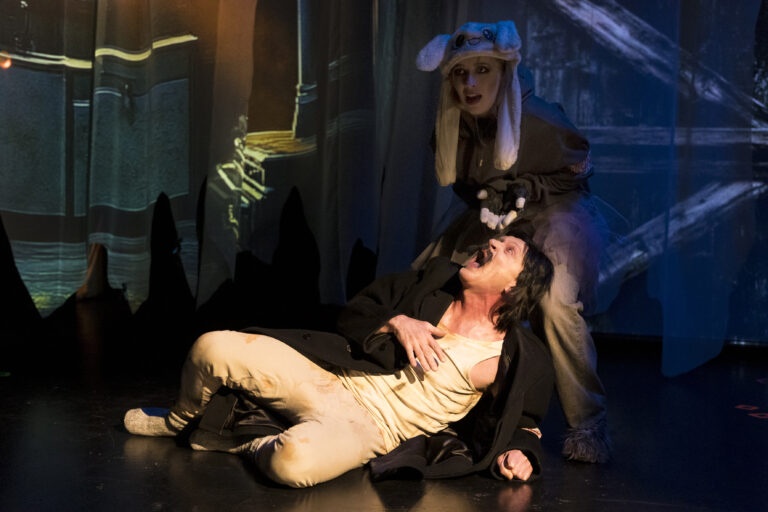 Nälkävuosi - Oulun teatteri